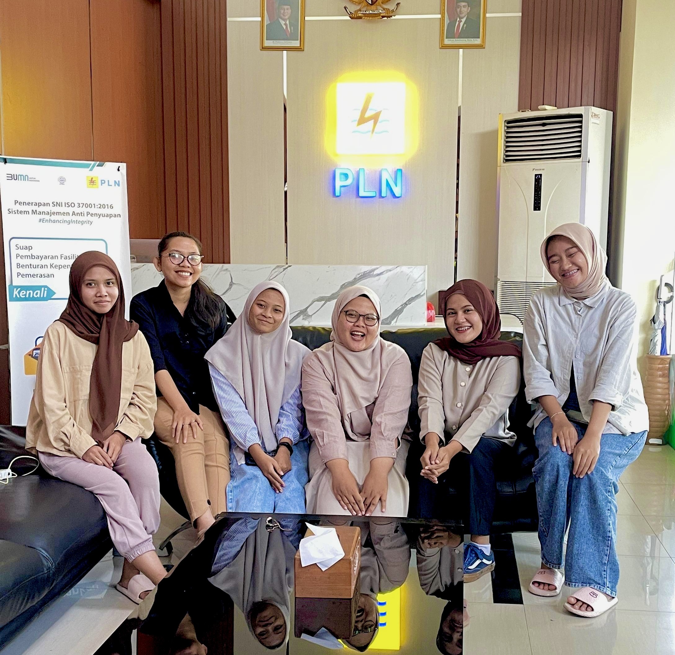 Belajar Komunikasi Korporat, Mahasiswa Ilmu Komunikasi UNESA Magang di ...