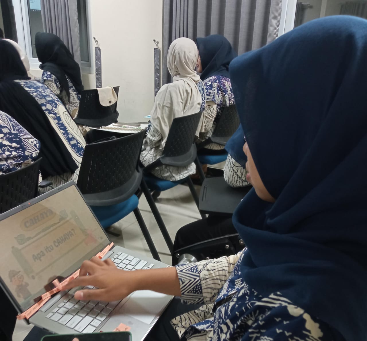 Pemanfaatan Media Digital dalam Pembelajaran Mahasiswa PGSD