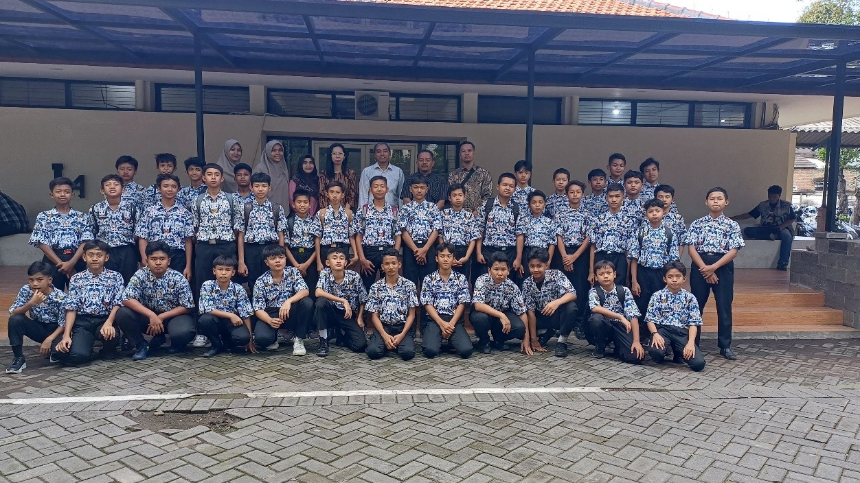 KUNJUNGAN SMP INSAN CENDEKIA MANDIRI (ICM) SIDOARJO KE GEOGRAFI