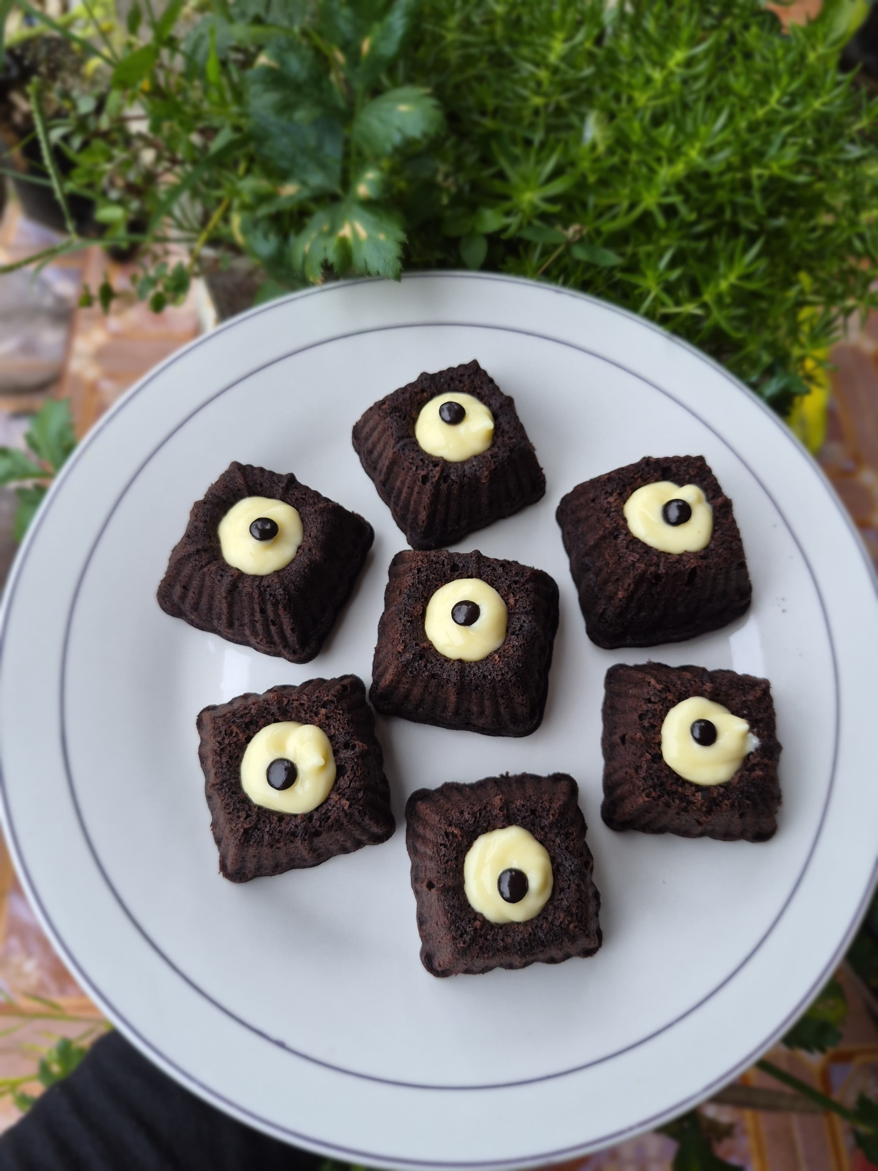 PENGEMBANGAN PRODUK BROWNIES DIPADUKAN DENGAN KETAN HITAM DAN CREAM ...