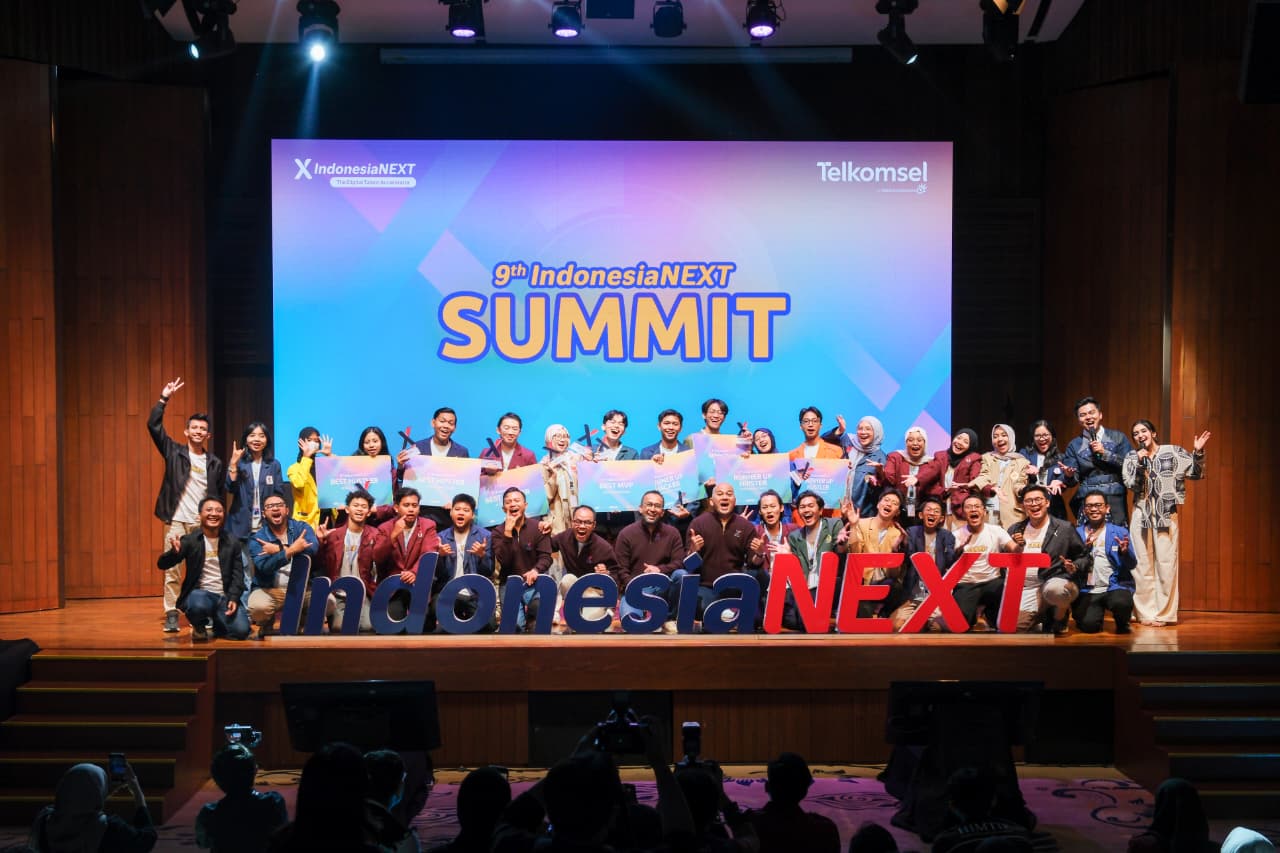 Mahasiswa Teknik Informatika Unesa Raih Penghargaan Best Hipster di Ajang Nasional IndonesiaNEXT ...