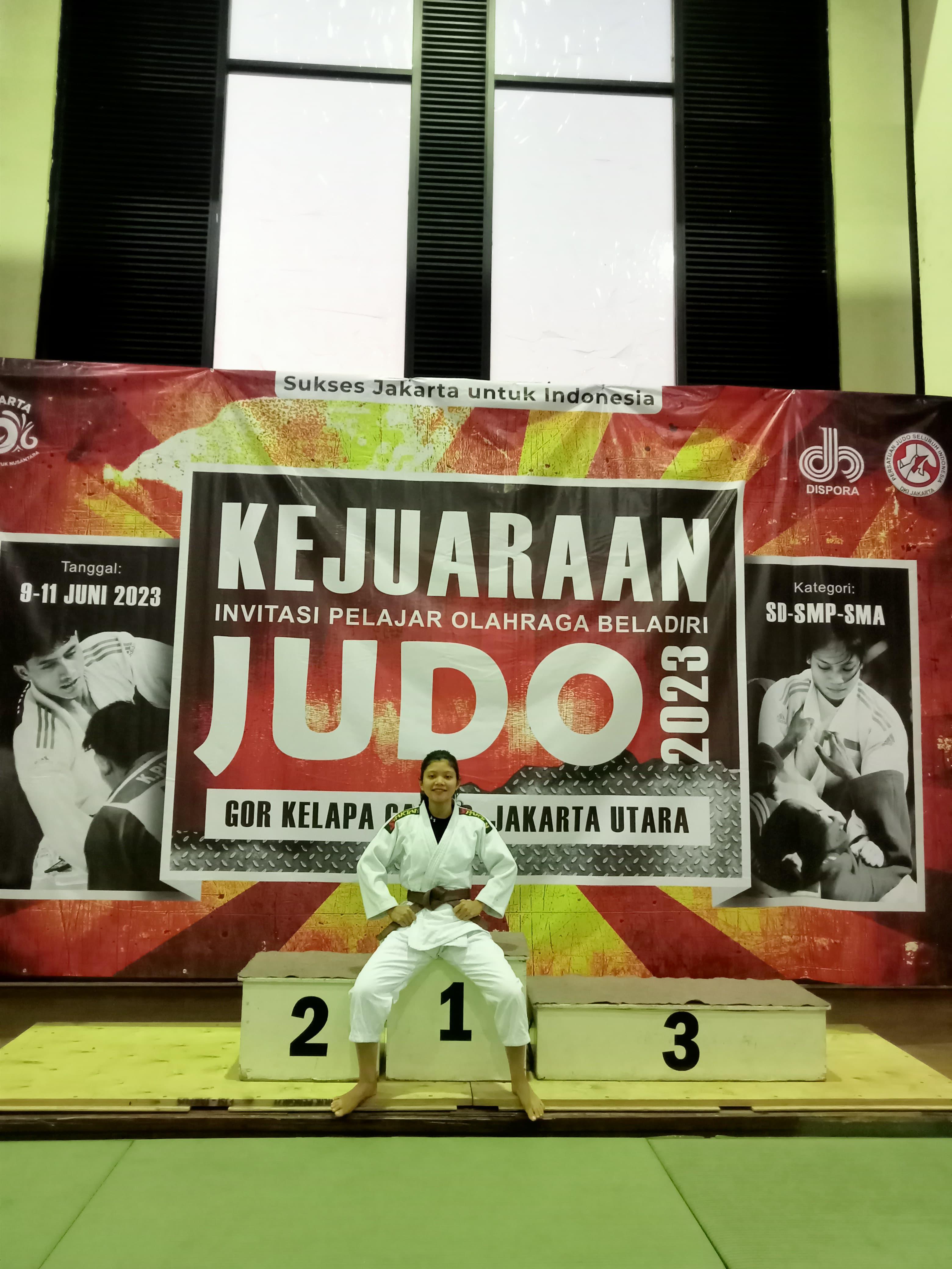 Sindiatus Soleha, Mahasiswi Sosiologi Unesa, Raih Juara 1 Judo di Porprov Jatim VIII 2023