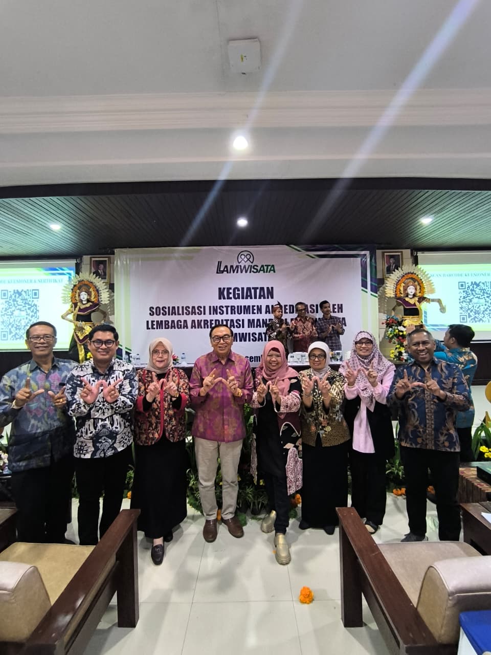 Seni Kuliner dan Jasa Boga (Culinary Arts and Food service )