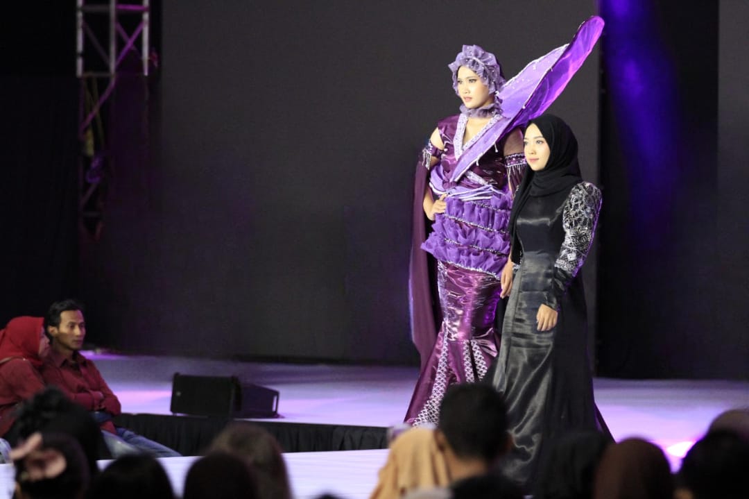 Dari Tokyo, Jepang ke Surabaya: Mahasiswa D4 Tata Busana UNESA Hadirkan ...